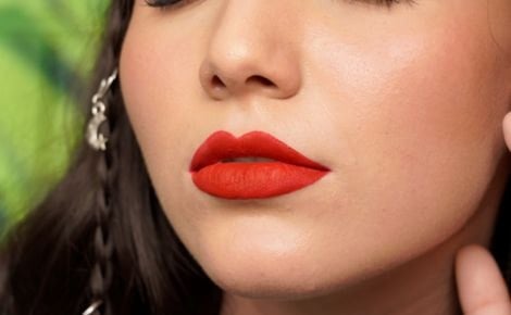 Labios finos: ¿Cómo maquillarlos para darles más volumen?